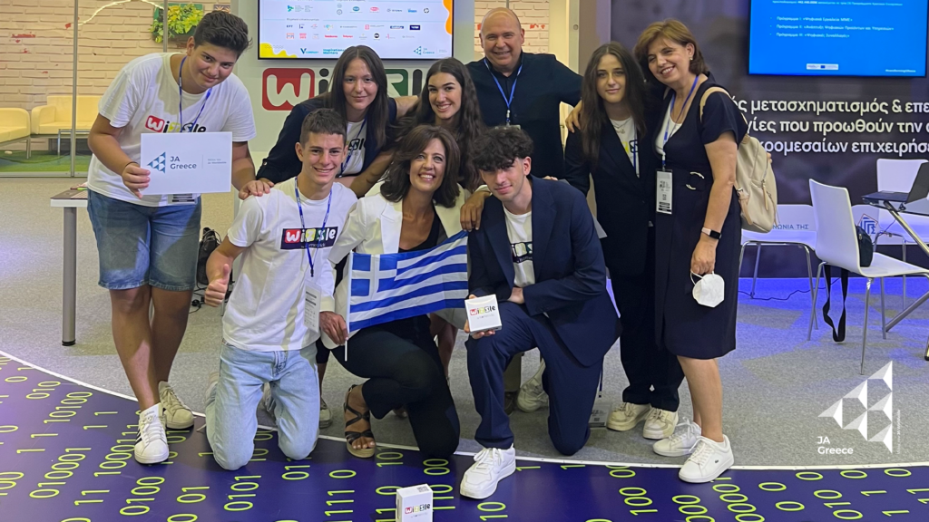 JA Greece: Η μαθητική «start up» Ιsometricks που κατέκτησε την κορυφή ...